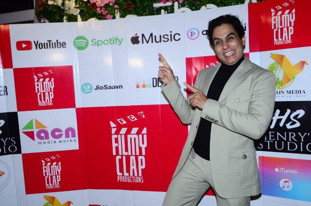 Kemmannu.com | Aman Verma, Ruchi Gujjar & Jubin Shah ‘Ek Ladki’ song Out Now